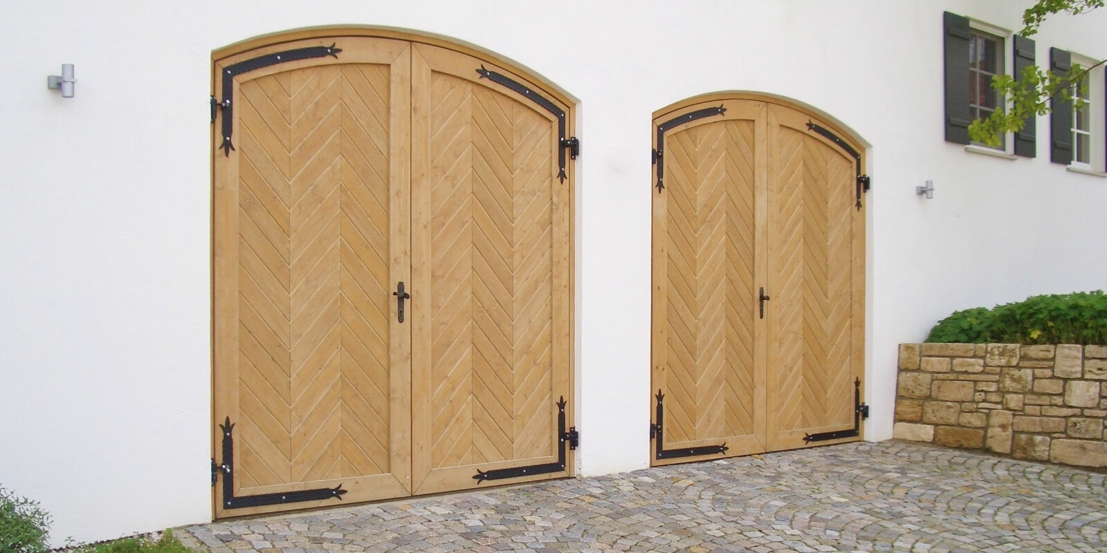 Türen und Tore - ALLEMANN® GmbH Holz- u. Metallprodukte